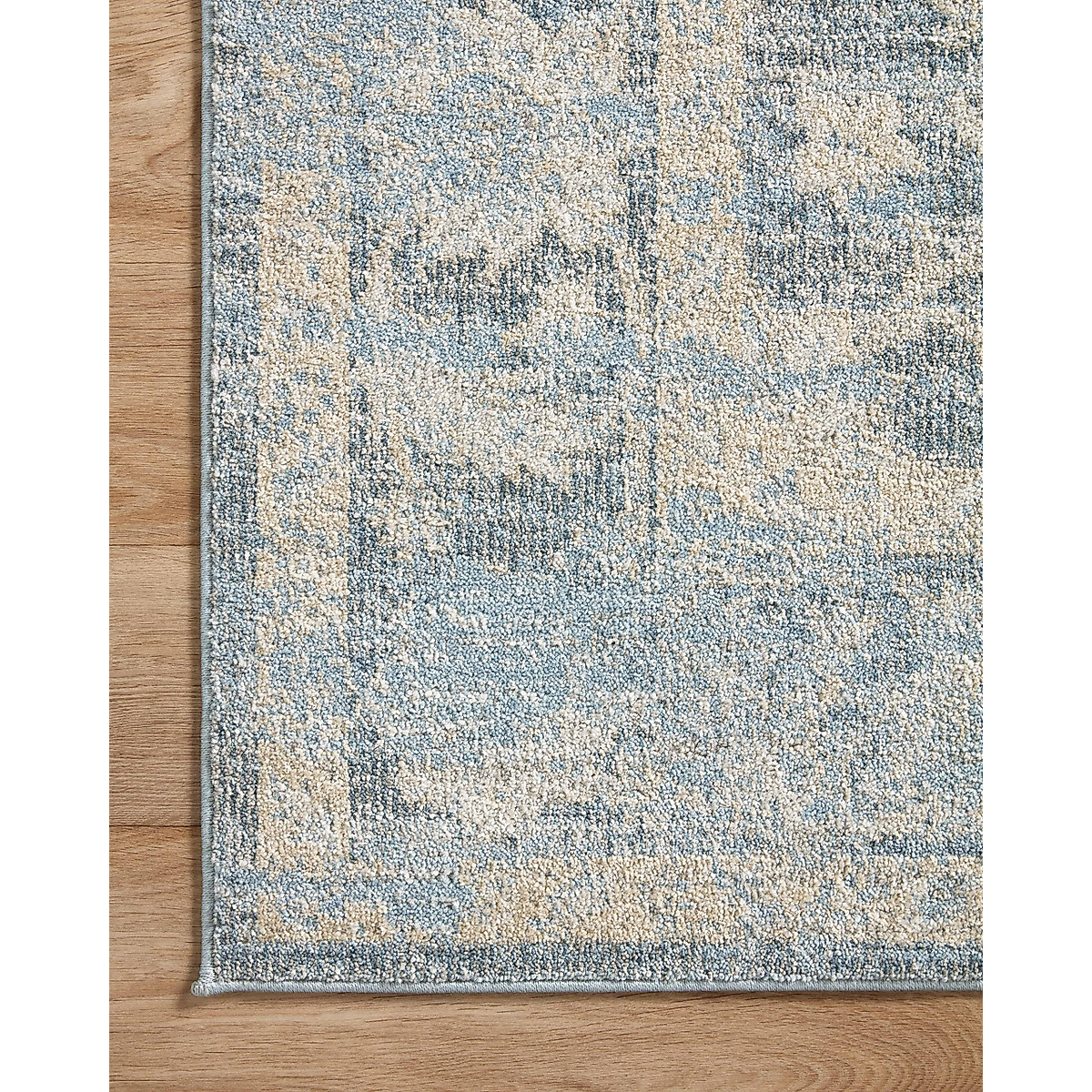 Loloi Odette Collection 5'-3" x 7'-9" Area Rug in Sky/Beige - Designer Long Runner Rug, Neutral Runner Rug for Hallways & Entryways, High-Traffic Area Rug