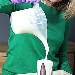 Fireboomoon 4 Pack Plastic Funnel Pitcher,Large Capacity Long Spout Measuring Cup for Bakeware Molds,Pancake,Batter,Muffin,Cakes,Soap Making(4 Cups/32 Ounces/1000 ml)