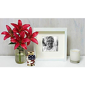 Trupoint Memorials Cremation Urns for Human Ashes - Decorative Urns, Urns for Human Ashes Female & Male, Urns for Ashes Adult Female, Funeral Urns - American Flag Classic, 4 Small Keepsakes