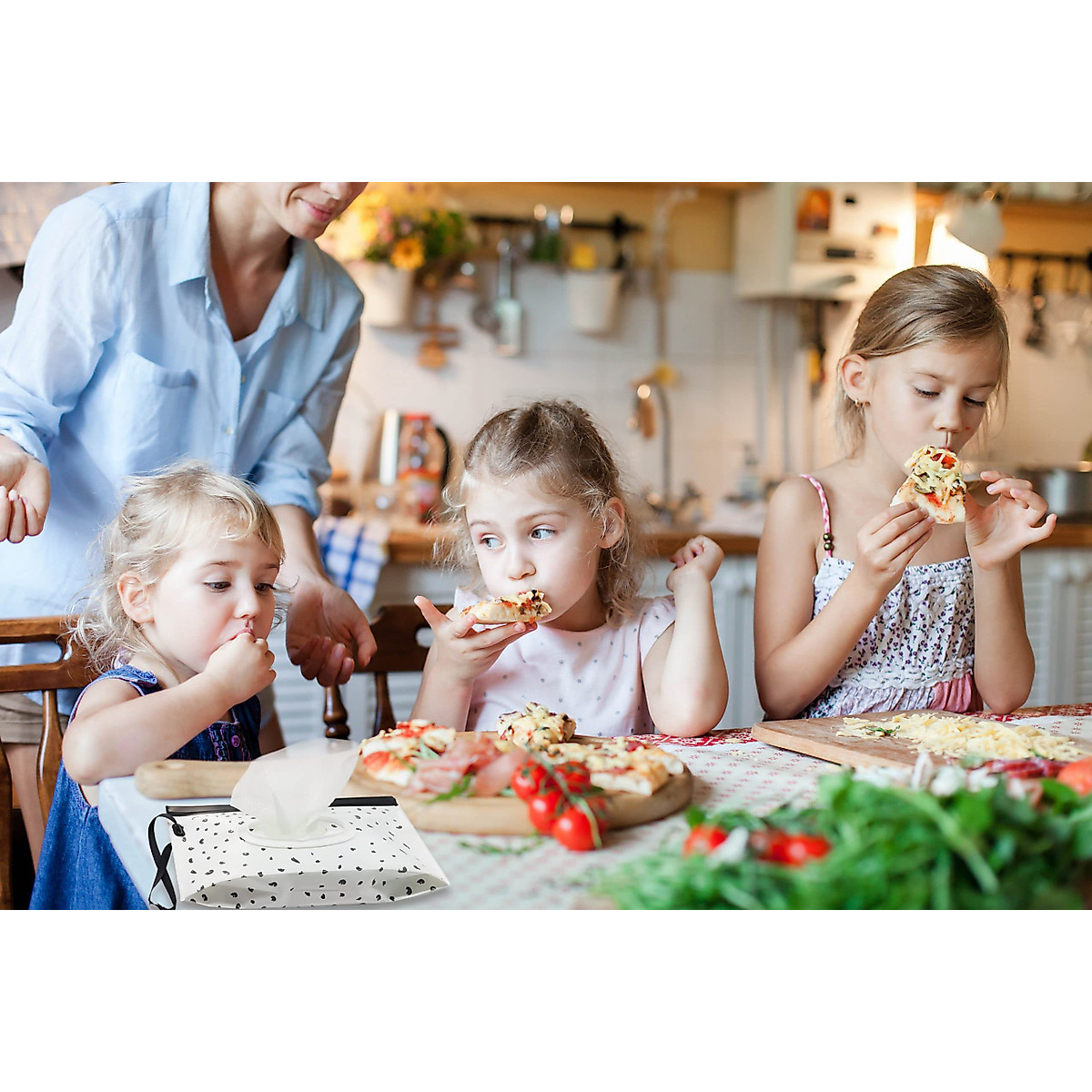 DOMMARE Baby Wipes Dispenser, Refillable Portable Wipe Case Lightweight Travel Wet Wipes Holder Waterproof Wipe Container with Sealed Zipper to Keep Wipes Moist (4pack)