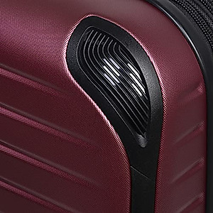 it luggage Lineal 32" Hardside Checked 8 Wheel Expandable Spinner, Red