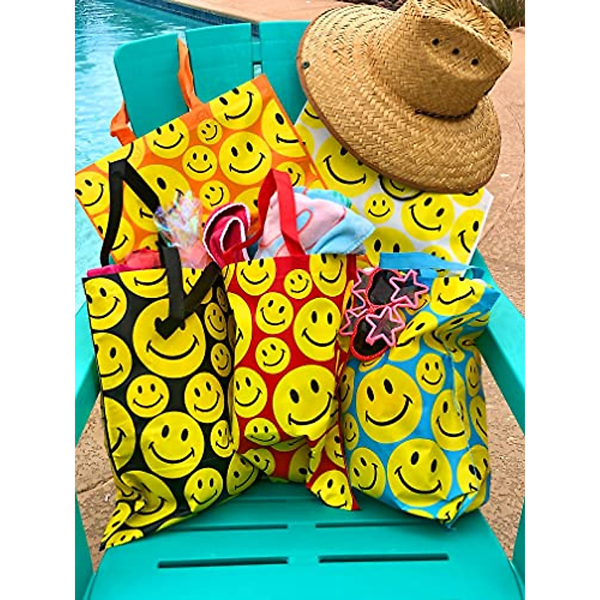 Funiverse Bulk 25 Pack of Happy Smile Face Reusable Shopping Totes or Gift Bags