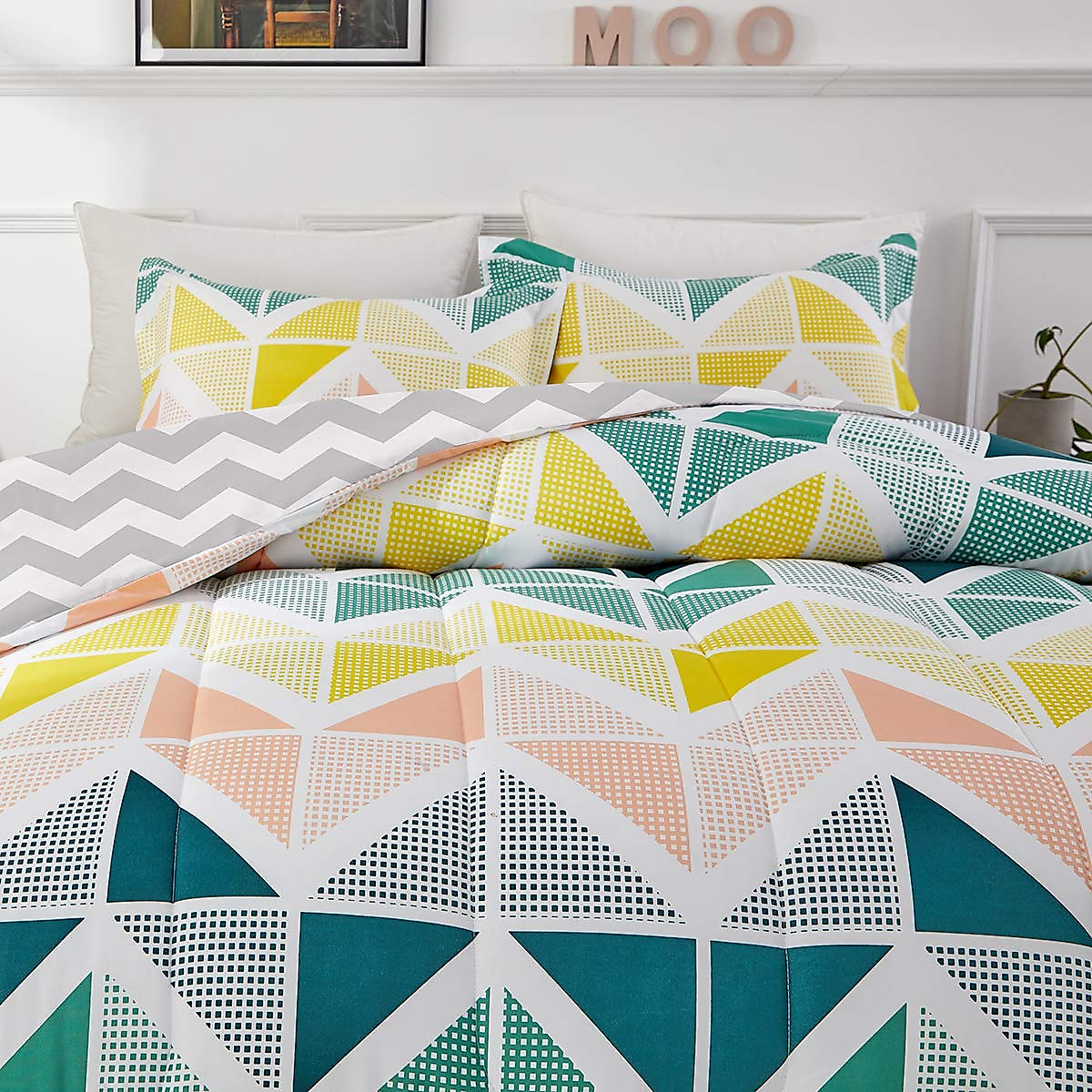 UOZZI BEDDING Comforter Set Queen Size 3 Pieces Colorful Style Yellow Green Cubes Triangles Print Reversible Down Alternative 800 TC Kids Adult Duvet Sets