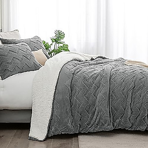 BEDELITE Fluffy King Size Comforter Set - Super Soft Sherpa Grey Comforter for King Size Bed, Luxury Warm Bedding Set for Winter, Fuzzy Bed Set 3 pieces (1 Comforter, 2 Pillowcases)