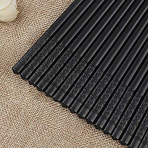 10 Pairs Chopsticks,9.5 Inch No Slip Fiberglass Chopsticks Resuable Dishwasher Safe，Use for Caterers, Restaurants, Buffets, Cafeterias, Diners, Cafes(Black)