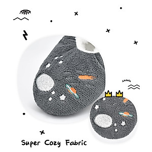 VAGUKU Boys House Slippers With Non Skid Bottoms, Cute Animal Slipper Socks With Grippers For Big Kids, Cozy Soft Sole Warm Fuzzy House Shoes(Astronaut,5-6)