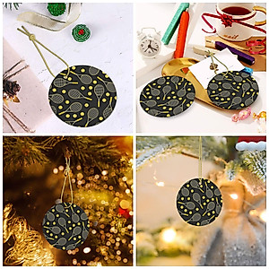 Funny Tennis Racquets and Tennis Balls Print Christmas Tree Ceramic Hanging Round Shaped Xmas Tree Pendants Gatherings Party Deco