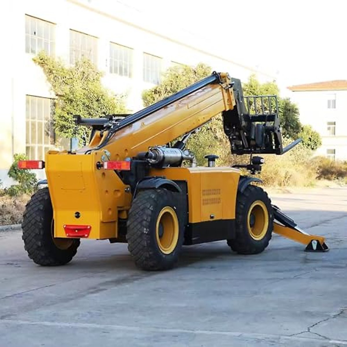 Durable Telescopic Arm Forklift Multi-Function 3.5Ton 4Ton Forklift Telescoping Jib Boom Crane Telehandler for Easy Loading and Unloading of Goods