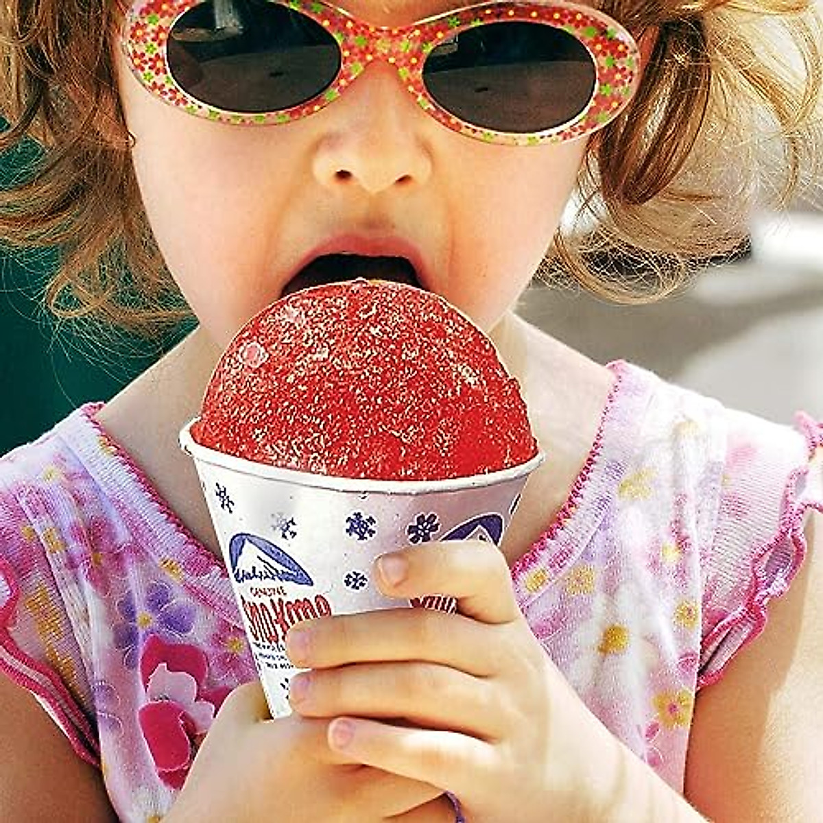 Concession Essentials 200 Count 6oz Snow Cone Cups with 200 8" Neon Spoon Straws