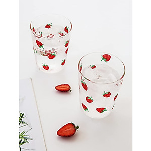 Sizikato Set of 2 Clear Glass Tumbler, 11 Oz Iced Tea Glass, Cute Strawberry Pattern