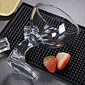 AEFPOYMXU Glass Dessert Cups set 4 Serving Bowls Ice Cream Sundae Punch Candy Snack Christmas Plates Small Appetizer Cute Salad Mini Bar Supplies Dish