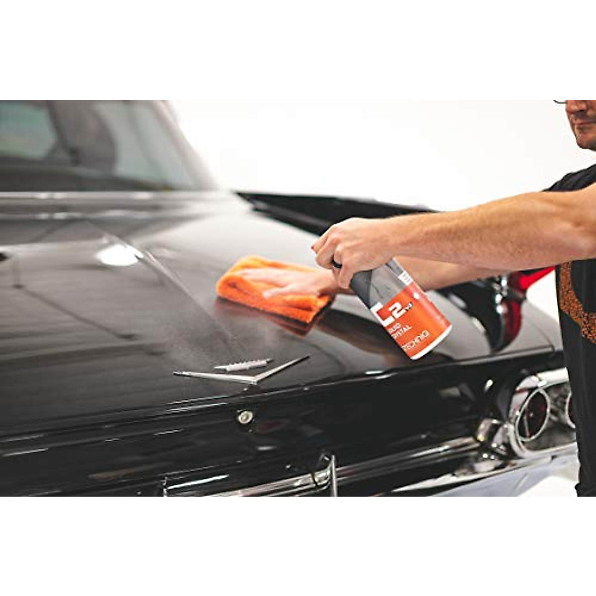 Gtechniq - C2 Liquid Crystal C2v3 - Make Your Car Shine and Stay Clean Longer; Protection from UV Rays and Dirt with Extreme Repellency; Lasts Up to 6 Months + Free Microfiber Towel (500 milliliters)