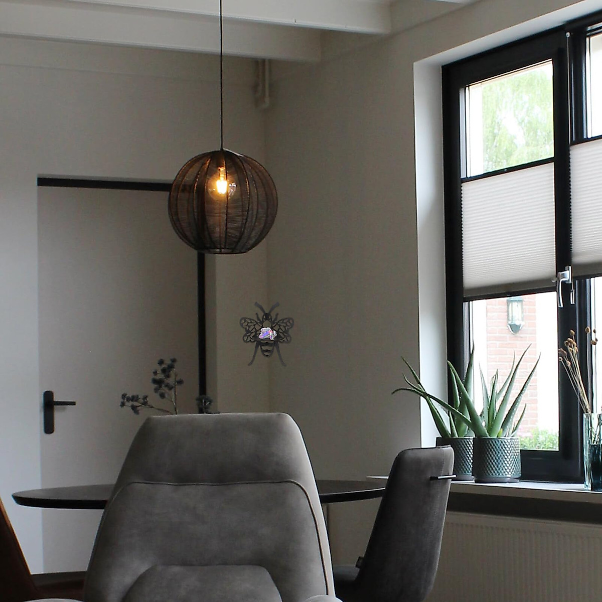 Amosfun Bee Corner Shelf, Butterfly Wall Corner Shelf Wood Floating Shelves Crystal Display Shelf Boho Wall Shelves for Bedrooms Bathroom Kitchen Living Room Decor Black