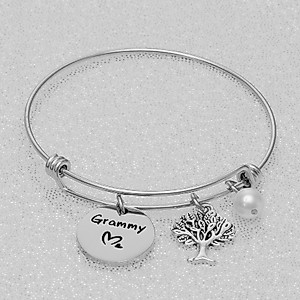Kivosliviz Grammys Gifts for Grandma Bracelet for Grandmothers Women Best Grammy Gifts for Grammie Grandmother Bangle Bracelet