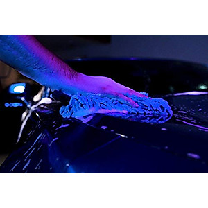 303 Car Wash Mitt - Ultra Absorbent Microfiber - Lint and Scratch Free Design - Hand Fitting, Snug Design with Elastic Cuff - Washable to Reuse, 1 Pack (39011)