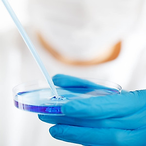 Bekith Petri Dishes with Lids, 50 Pack 90mm Dia x 15mm Deep Plastic Sterile Container, 50 Pack Plastic Transfer Pipettes(3ml)