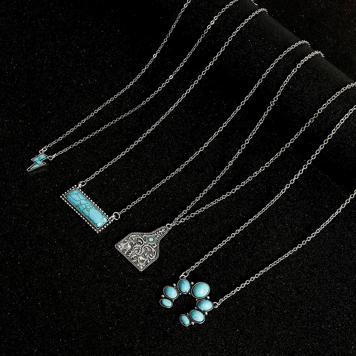 4 Pcs Western Jewelry Set for Women Bohemian Delicate Turquoise Necklace Set Women's Elegant Stainless Steel Vintage Turquoise Jewelry Set Square Boho Pendant Long Choker for Party Womens Accessories