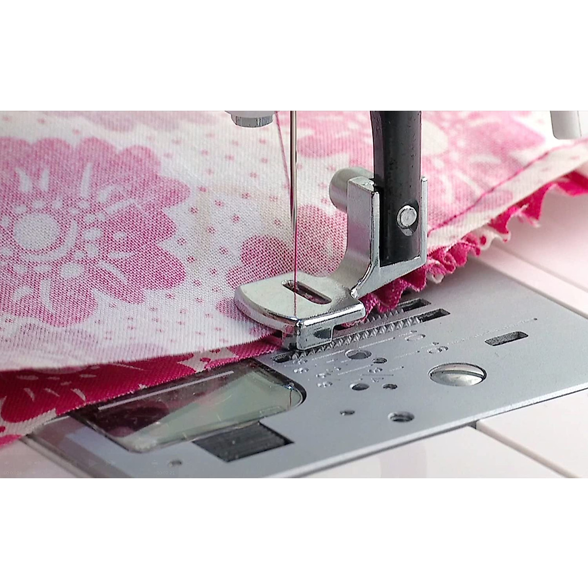 SINGER | Gathering Presser Foot for Low-Shank Sewing Machines, Simutaneously Trims & Hems Edges, Zig-Zag and Over-Edge Stitches - Sewing Made Easy