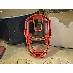 SUPERHERO CHARACTER SPECIAL OCCASION COOKIE CUTTER BAKING TOOL USA PR467L