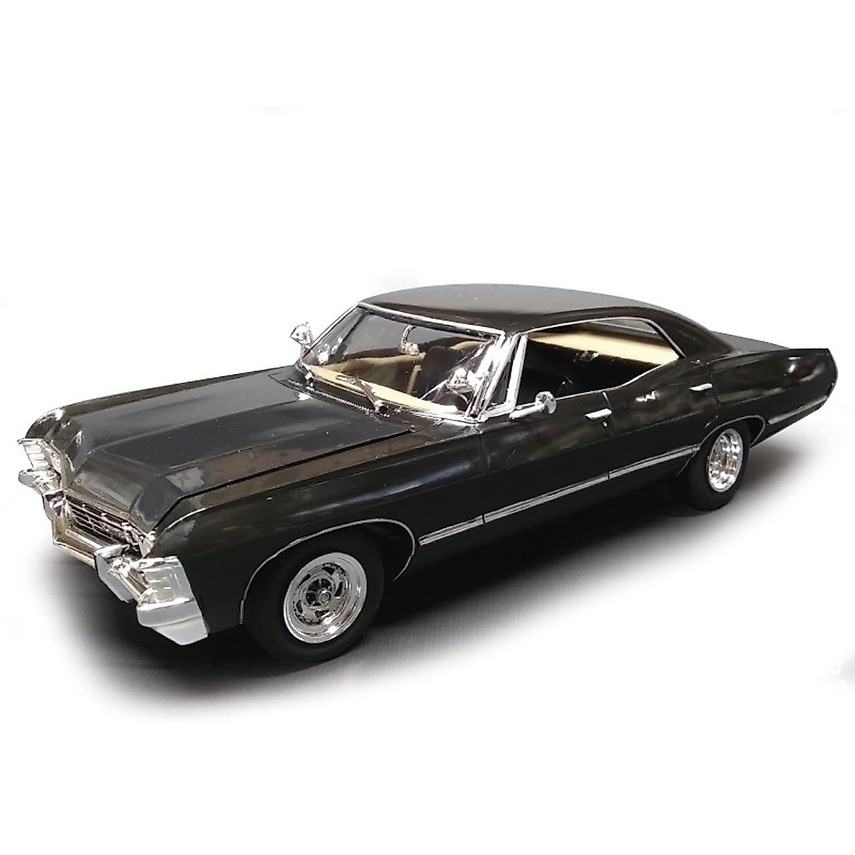 AMT 1967 Chevy Impala 4-Door Supernatural 1:25 Scale Model Kit