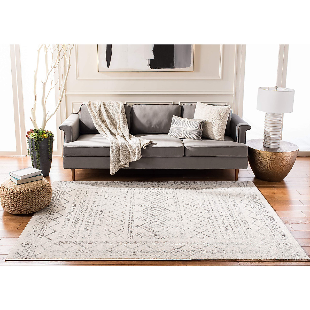 SAFAVIEH Tulum Collection Area Rug - 8' x 10', Ivory & Grey, Moroccan Boho Distressed Design, Non-Shedding & Easy Care, Ideal for High Traffic Areas in Living Room, Bedroom (TUL268A)