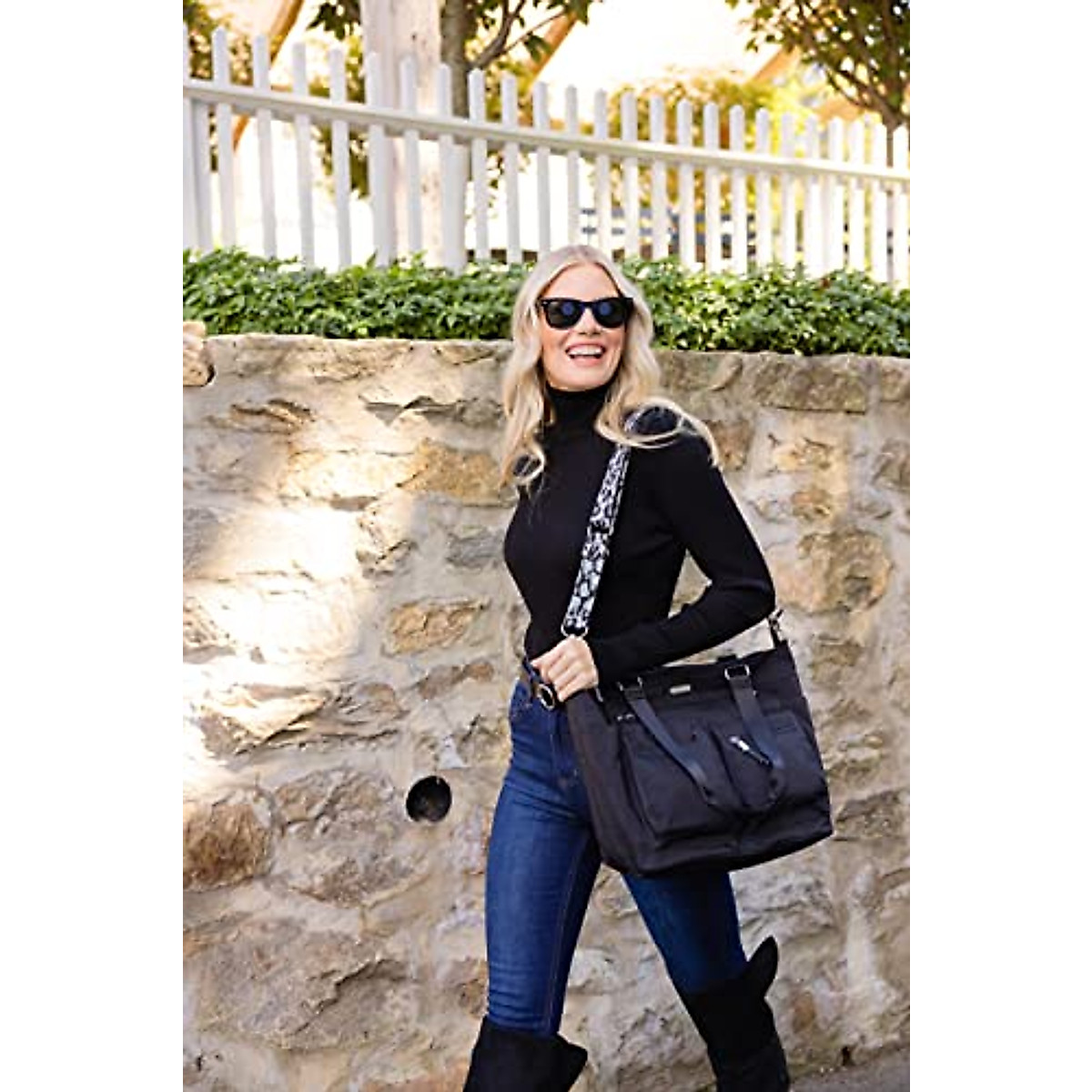 Baggallini New Classic Any Day Tote with RFID Phone Wristlet Black One Size