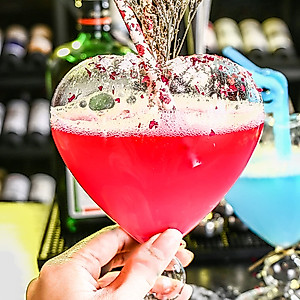 BestAlice 2 Pcs Cocktail Glass Martini Glasses, 8 Oz Creative Heart Shaped Cocktail Glasses With Straw, Crystal Glass Romantic Goblet For Wine Juice Whiskey Home Bar Party Club Glassware Gift, Glossy