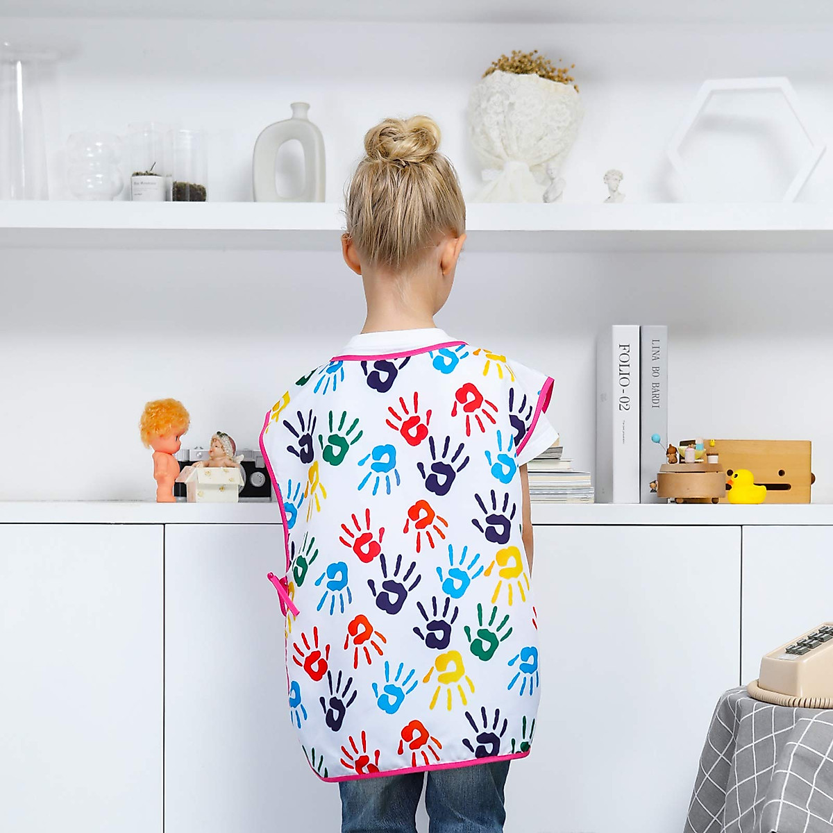 Fiodrimy 2 Pack Kids Art Smock, Waterproof Artist Painting Aprons, Sleeveless Children Art Smocks with Pockets for Age 2-7 Years