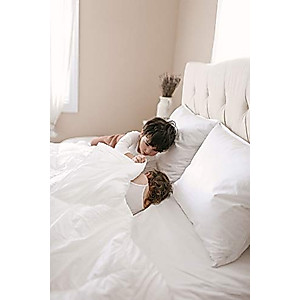 Peacock Alley Down Alternative Mattress Topper Enhancer, White, Queen – Hypoallergenic Mattress Cover with Lofty and Soft Quilted Top