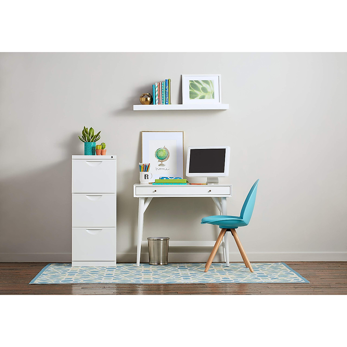 GE Lighting Refresh LED Light Bulbs, 10 Watts (60 Watt Equivalent) Plug-In GU24 Base, HD Light, Dimmable (1 Pack)