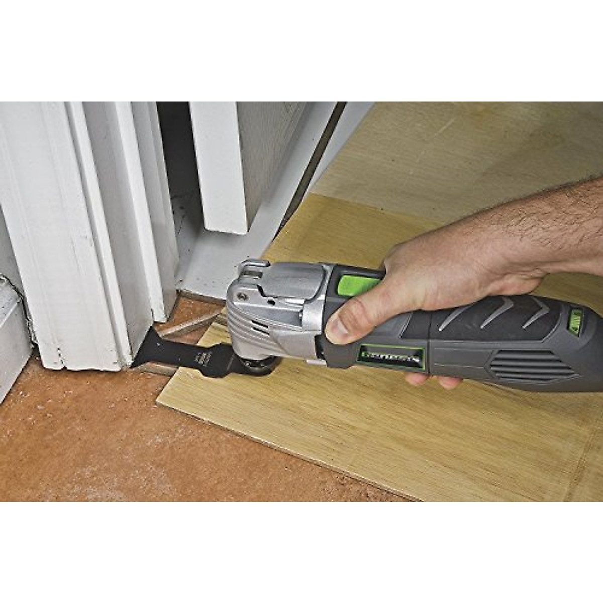 Genesis GMT25T 2.5-Amp Variable Speed Oscillating Tool with Tool-less Blade Change 17-Piece Accessory Set and 2 Year Warranty