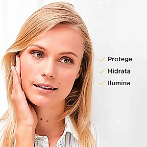 ISDIN Serum Ampoules Flavo-C Ultraglican, Vitamin C and Hyaluronic Acid