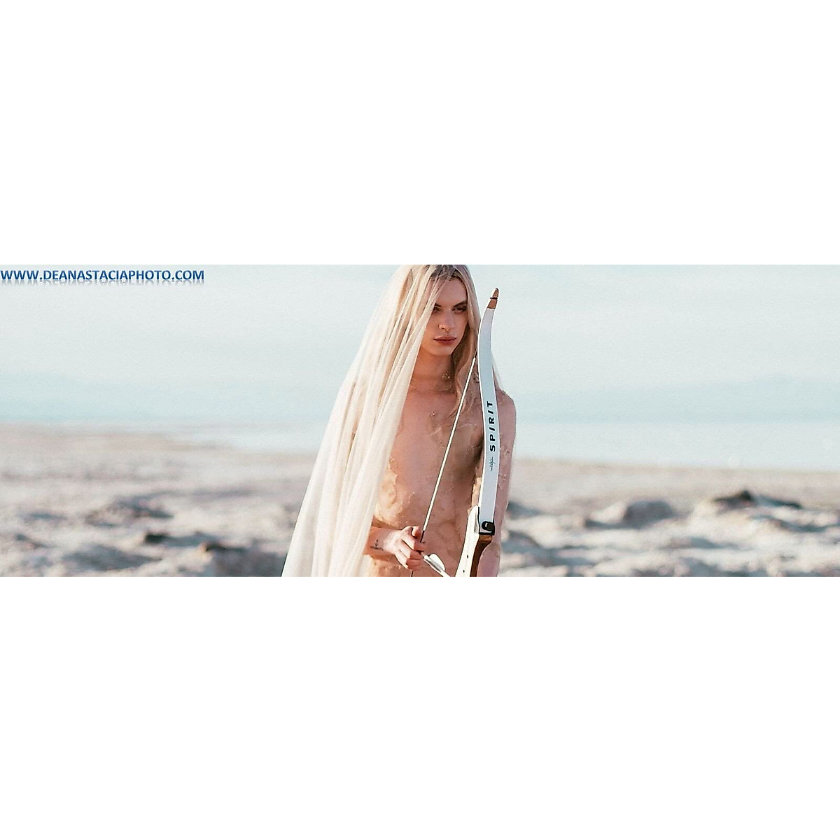 Southland Archery Supply Spirit 62" Beginner Youth Recurve Wooden Bow (30 lbs, Right Hand)