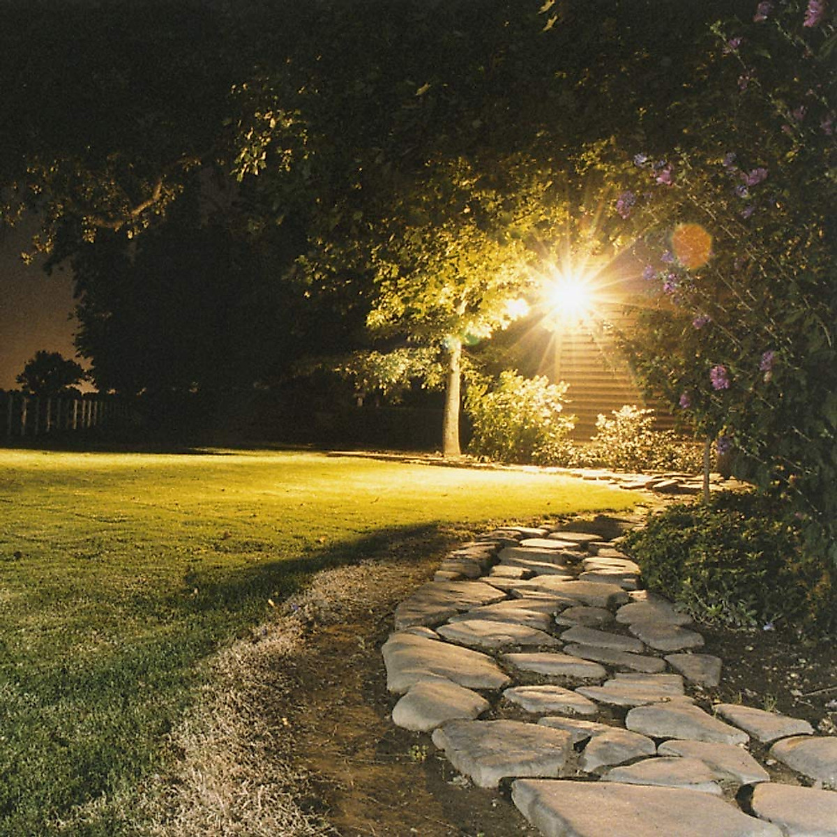 SOLLA 150W LED Flood Light, IP66 Waterproof, 12000lm, 800W Equivalent, Super Bright Outdoor Security Lights, 3000K Warm White, Outdoor Floodlight for Garage, Garden, Lawn and Yard