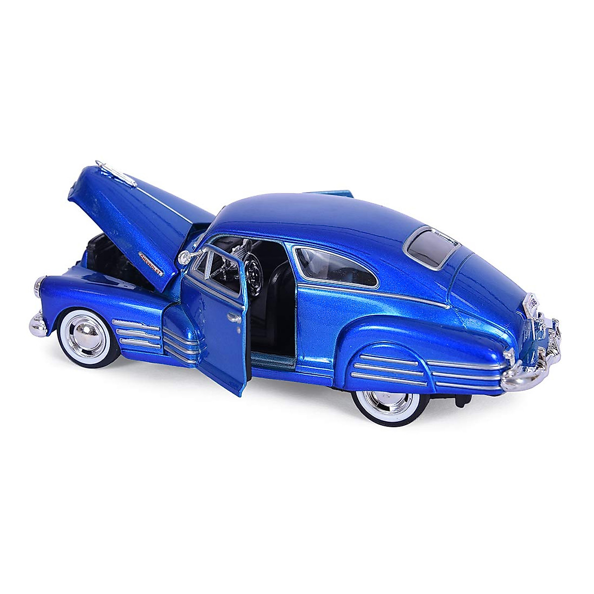 Motormax 124 1948 Chevy Aerosedan Fleetline Vehicle(Colors May Vary)