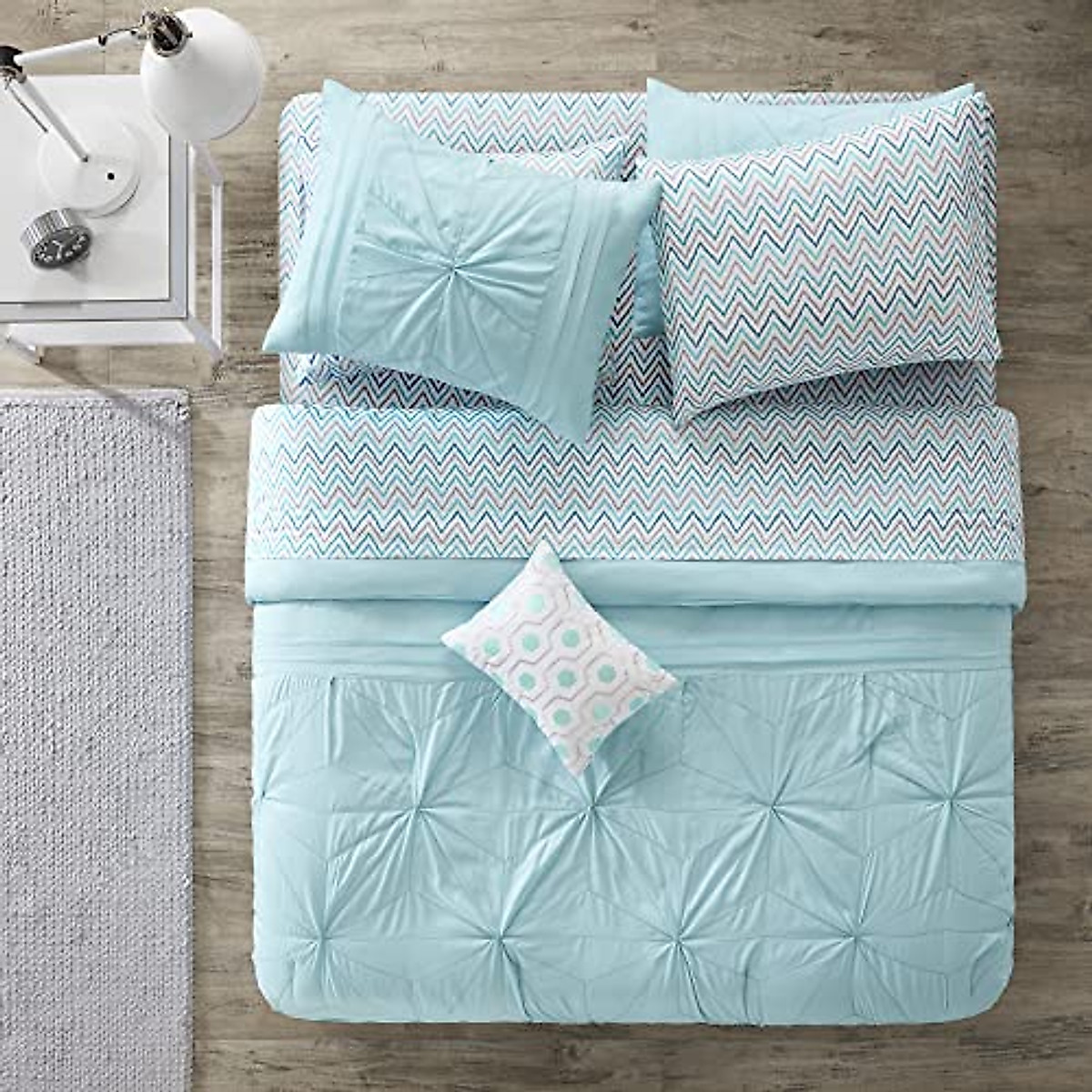 Intelligent Design Toren Complete Bag Tufted Embroidered Comforter with Sheet, Season Bedding Set, Full, Aqua