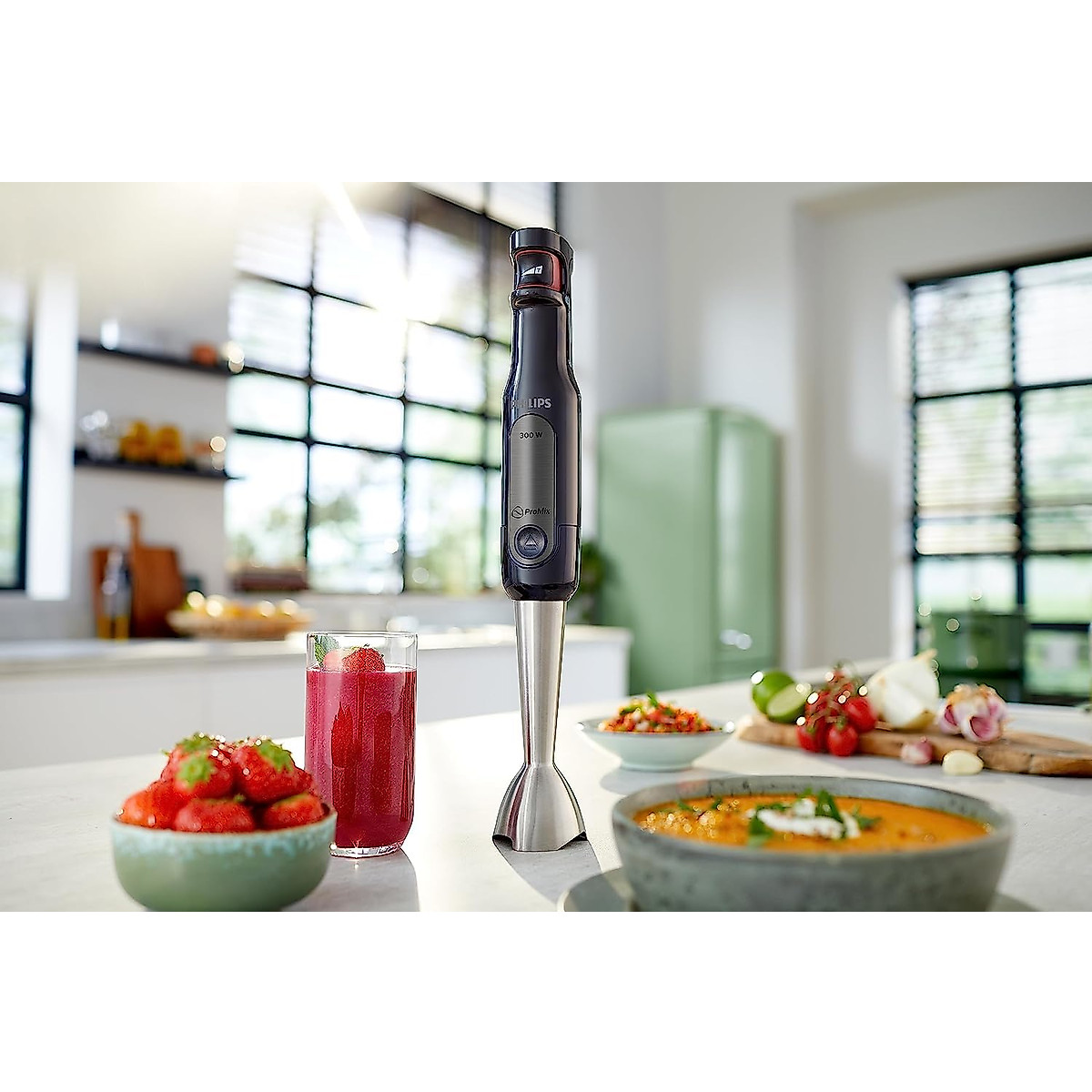 Philips ProMix Viva Collection Handblender, 300W Blending Power, SpeedTouch, ProMix Technology, Easy & Intuitive, On-the-Go Tumbler, Black, (HR2627/91)
