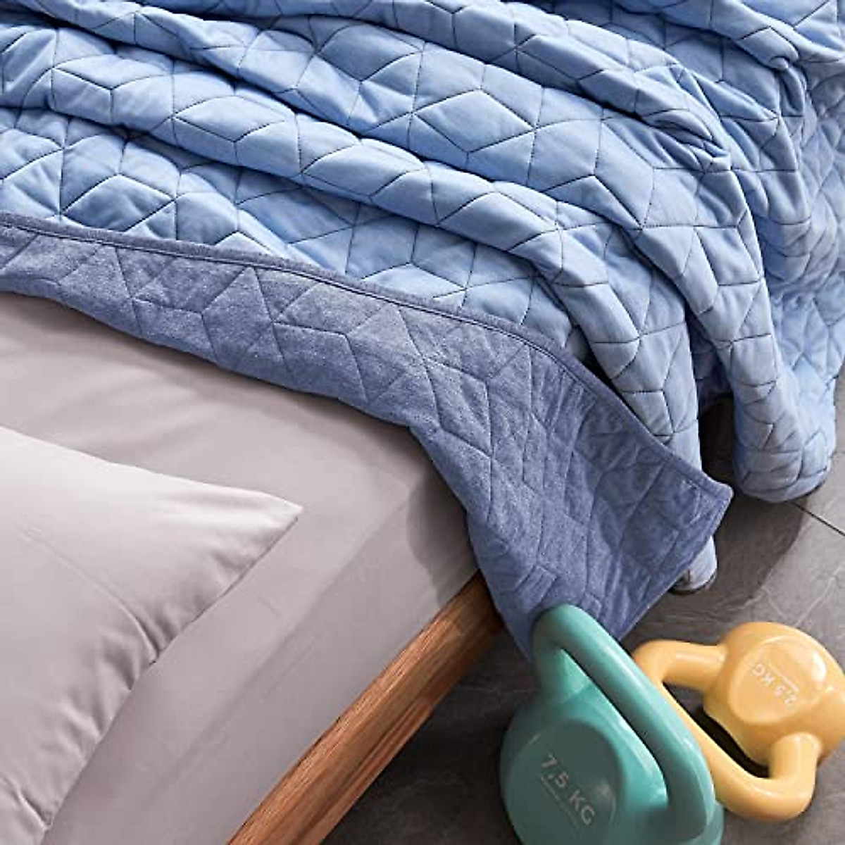 SLEEP ZONE Athletic Cooling Blanket Throw Size (50x60 inches) for Hot Sleepers with Warm Jersey Cotton Side for Winter, Machine Washable Travel Camping Blanket (Blue+Blue)