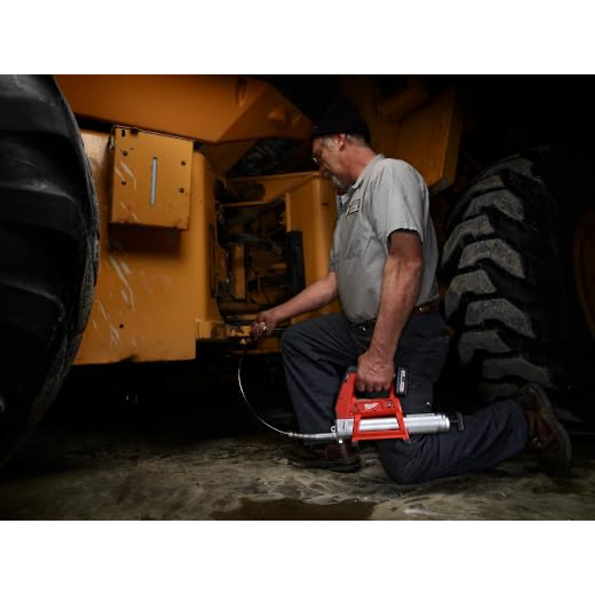 Milwaukee Bare-Tool Milwaukee 2446-20 M12 12-Volt Cordless Grease Gun (Tool Only, No Battery)