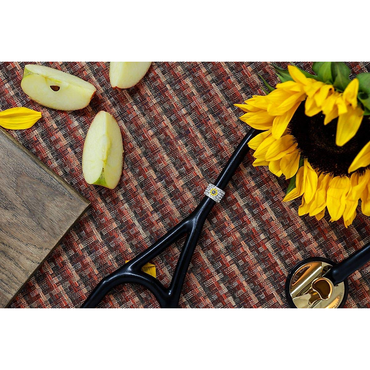 charMED Custom Stethoscope Charms - Sunflower Charm - Gifts for Nurses, Doctors, Veterinarians, Technicians, Surgeons & Healthcare Professionals - Metal Silver 0.5" Ring Charm