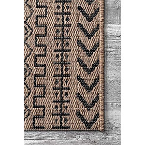 nuLOOM Outdoor Jamie Area Rug, 4' x 6', Brown