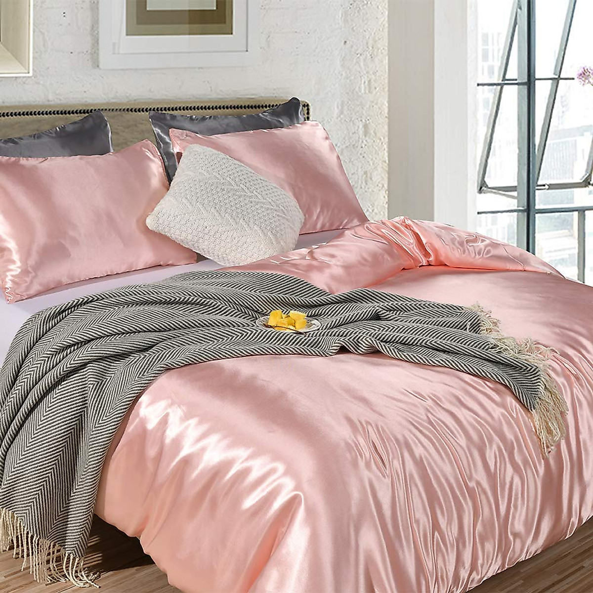 Silk Like Satin Bedding Hot Pink Duvet Cover Set Soft Lightweight Polyester Satin Comforter Cover Sexy Hotel Silky Bedding Sets Queen 1 Duvet Cover 2 Pillowcases (Queen, Hot Pink)