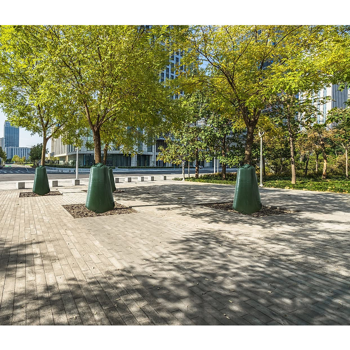 20 Gallon Tree Watering Bags, 6 Pack Slow Release Watering Bag with Zipper, Premium PE Drip Irrigation System for Trees, Reusable, 3-8 Hours Releasing Time