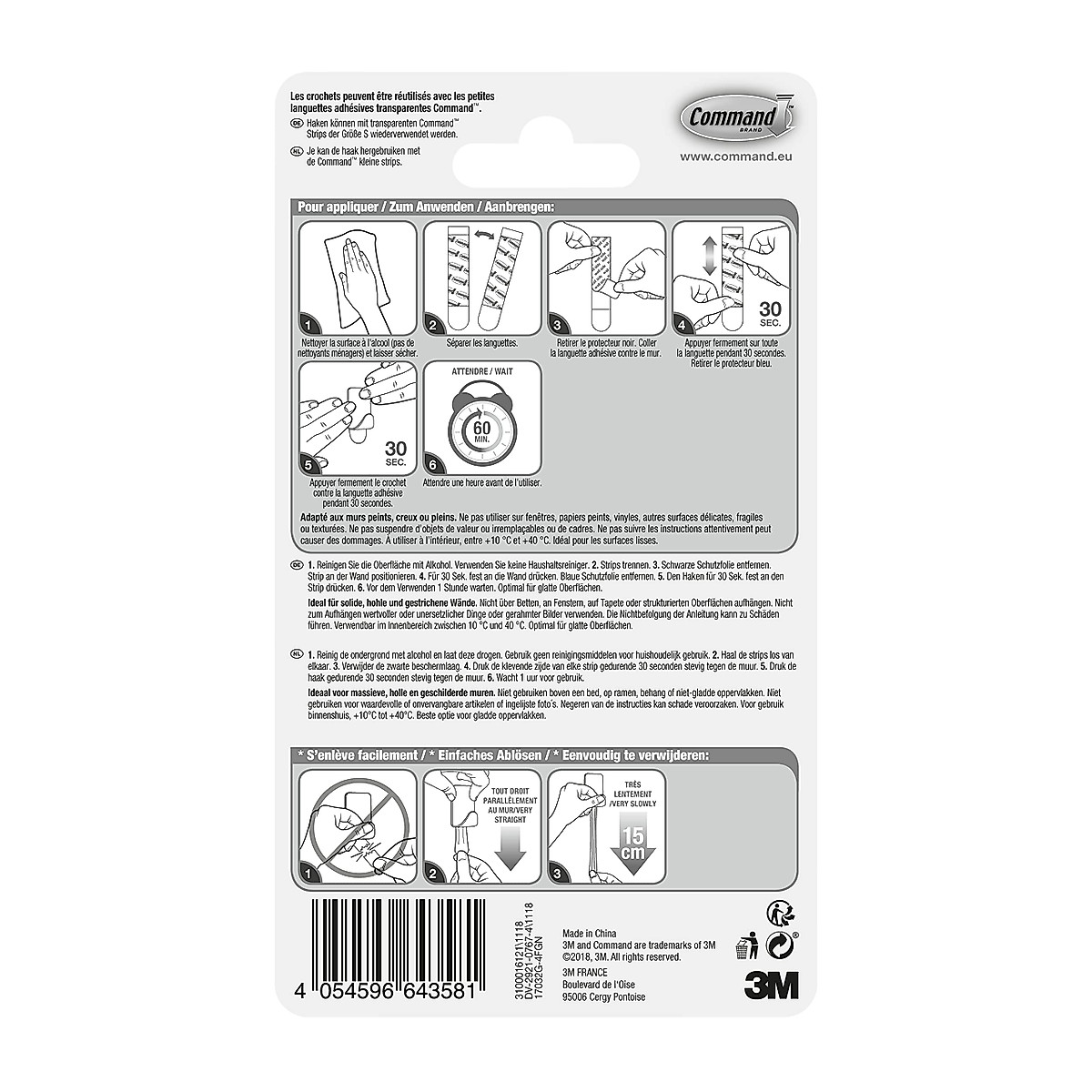 Command 17032BR Small Gold Metal Hook