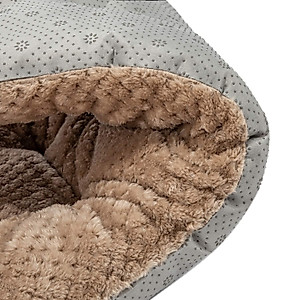 WONDER MIRACLE Fuzzy Deluxe Pet Beds, Super Plush Dog or Cat Beds Ideal for Dog Crates, Machine Wash & Dryer Friendly (15" x 23", S-Mocha)