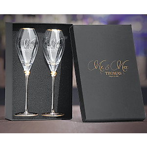 Krezy Case Set of 2 Personalized Wedding Engraved Champagne Flutes- Mr and Mrs Design - For Weddings,Parties and Anniversary