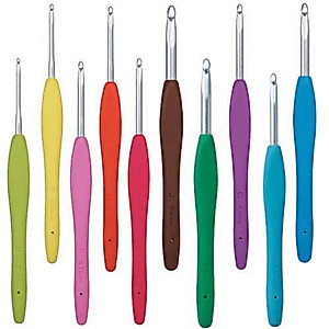 Clover Amour Crochet Hook, 4.50mm, Blue