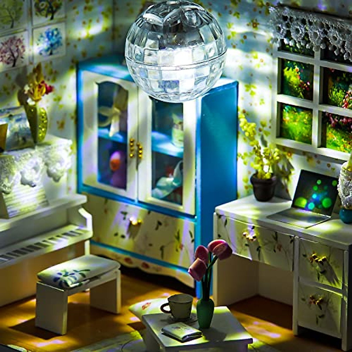 Kigeli 6 Pcs Disco Ball Keychains LED 70s Disco Party Light up Keychains Mini Mirror Disco Ball Party favors Decorations for 1970 Party Supplies Accessories