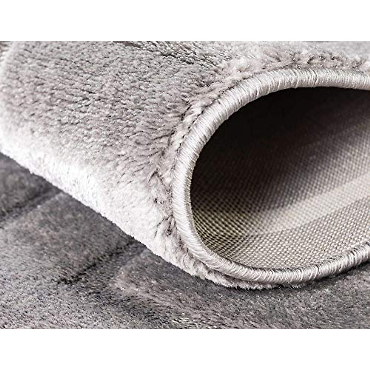 Unique Loom Marilyn Monroe Glam Collection Area Rug - Deco (6' 1' x 9' Rectangle, Gray Silver/ Silver)