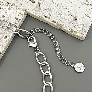 Coiris Statement Chunky Acrylic Chain Link Choker Necklace Fashion Women Collar Necklaces Acrylic Resin Chain Necklace(N0097-Black+White)